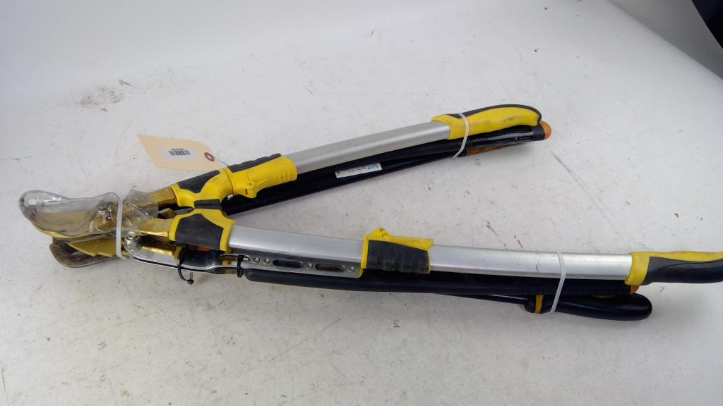 Large Pruning Shear Lot, 3 Pieces | Property Room