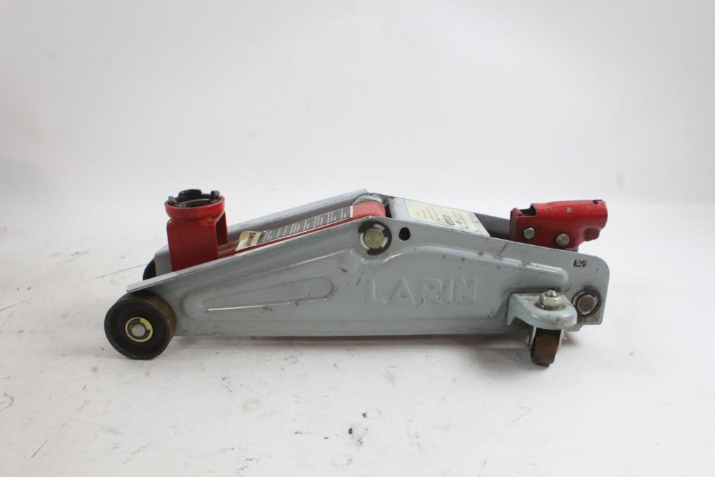 Larin Hydrallic Floor Jack And More, 10+ Pieces | Property Room