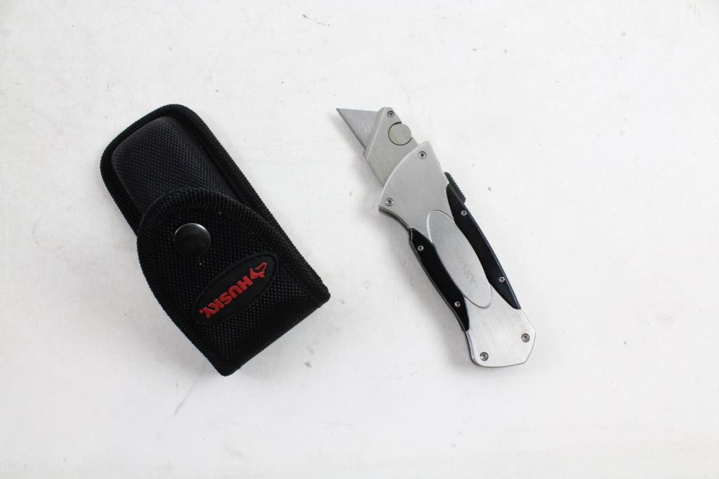 LED Light, Folding Utility Knife And More, 5 Pieces | Property Room