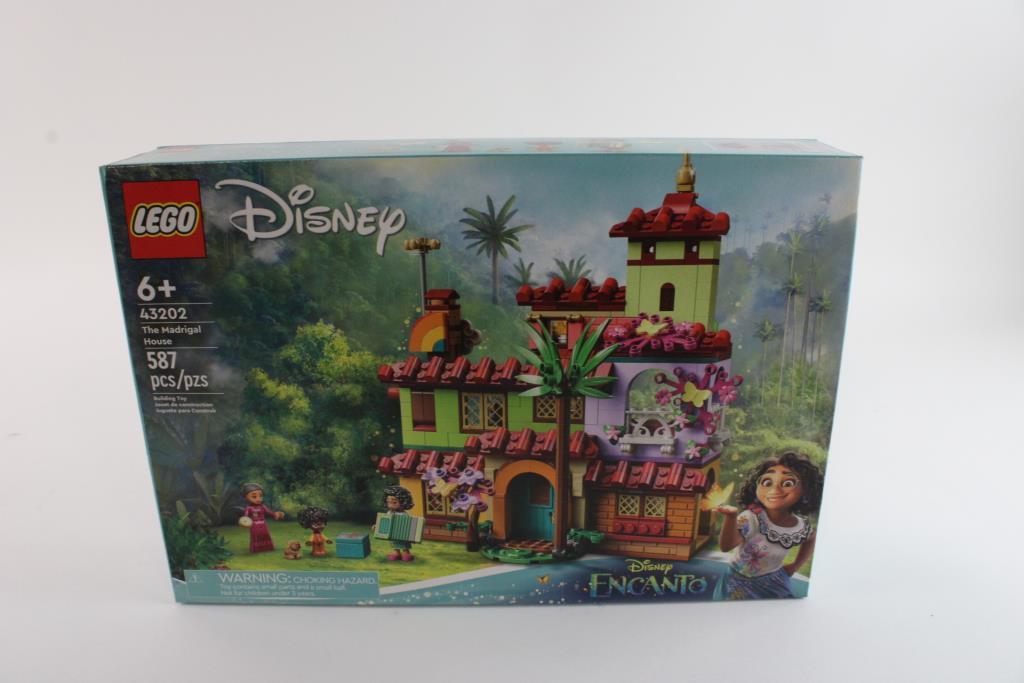 Lego Disney Encanto Madrigal House Set | Property Room