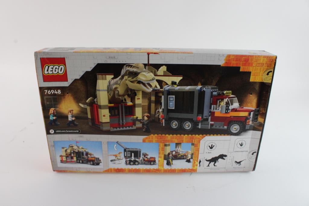 Lego Jurassic World T. Rex & Atrociraptor Dinosaur Breakout Set ...