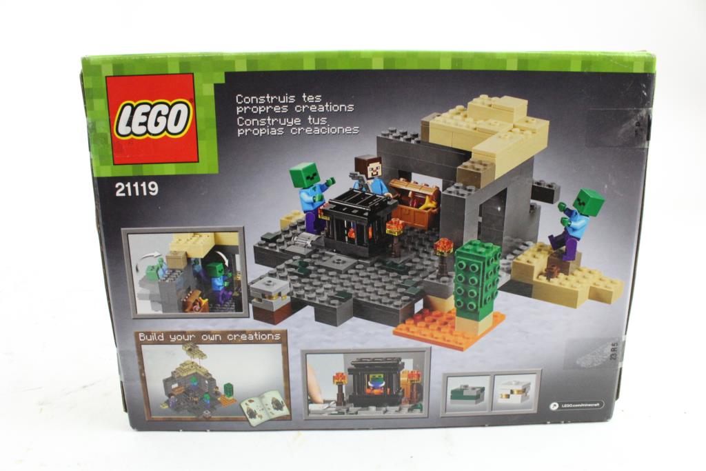 LEGO MineCraft, The Dungeon | Property Room