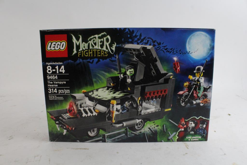 Lego Monster Fighters Playset | Property Room