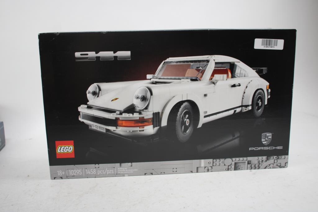 Lego Porsche 911 Set, 10295 | Property Room
