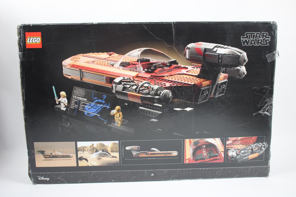 Lego Star Wars Luke Skywalker's Landspeeder Set, 1890 Pcs. | Property Room