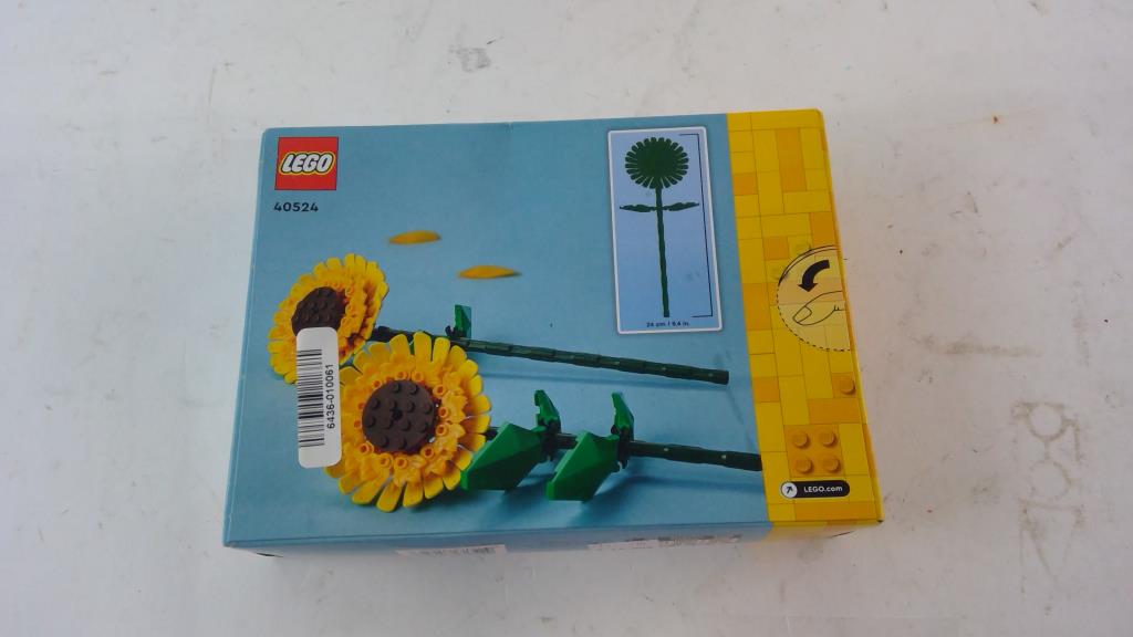 Lego Sunglower | Property Room