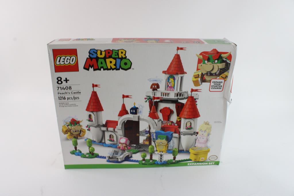 Lego Super Mario Peach's Castle Set | Property Room