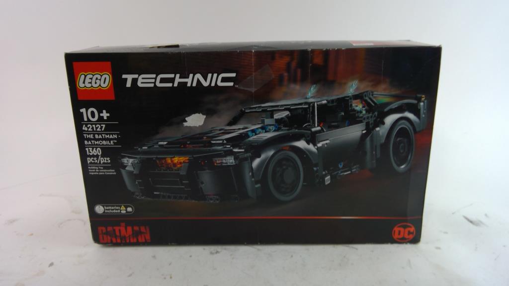 Lego Technic The Batman Batmobile | Property Room