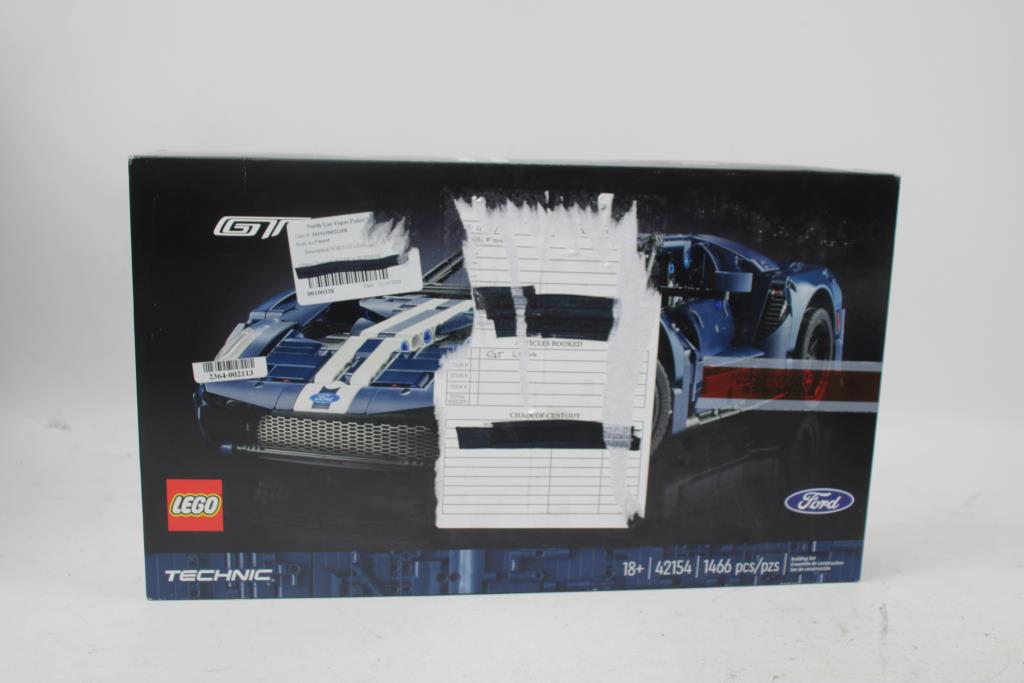 LEGO Tecnic Ford GT | Property Room