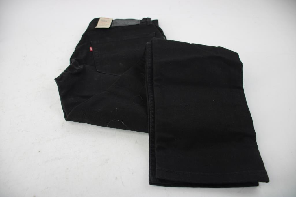Levis 502 Regular Taper Black Jeans | Property Room