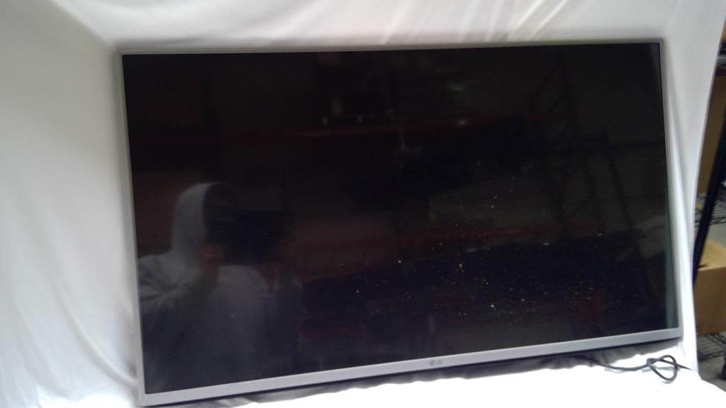 LG 42" Flatscreen Tv | Property Room