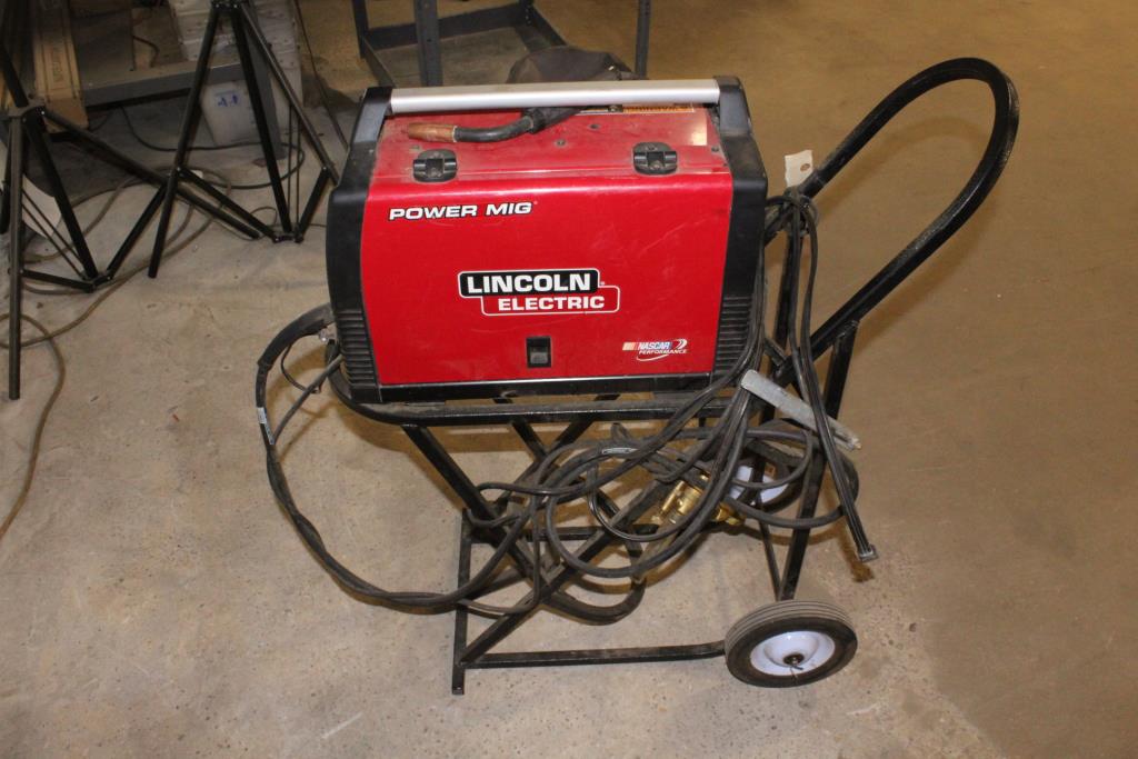 Lincoln Electric Flux-Core / MIG Welder | Property Room