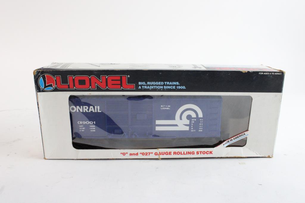 Lionel Conrail Box Car | Property Room