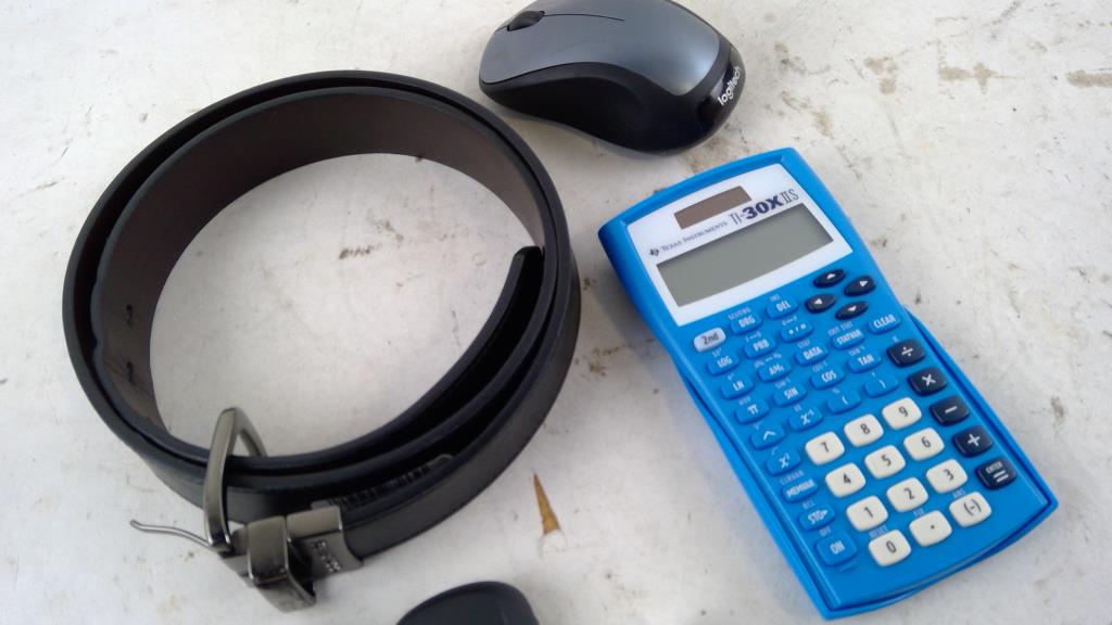 Logitech Wireless Mouse And More 5 Pieces | Property Room