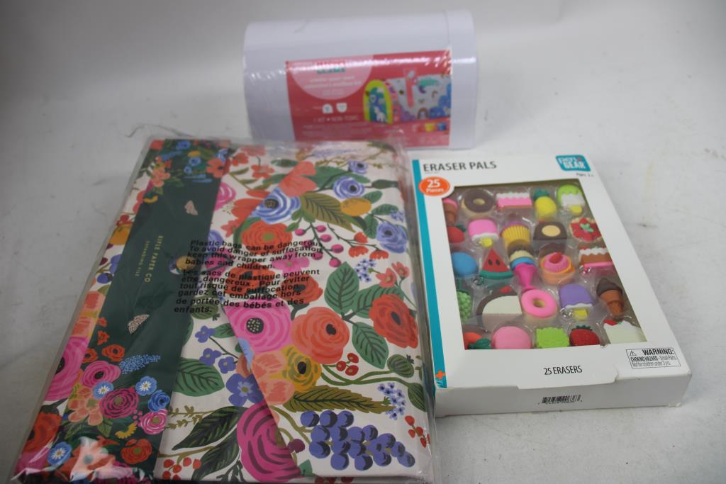 Lot, Mondo Llama, Eraser Pals, Expanding File, Markers And More ...
