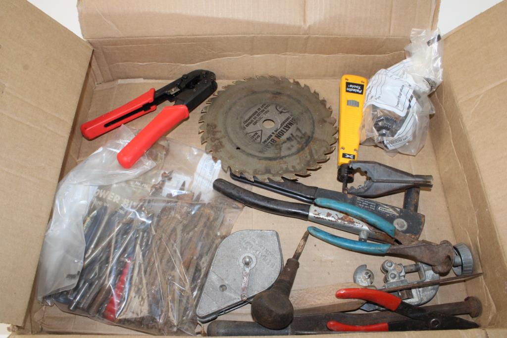 Lot Of Hand Tools, 8+ Pieces | Property Room