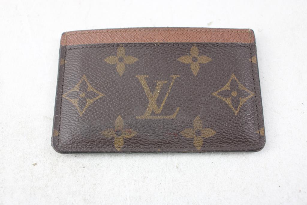 Louis Vuitton Card Holder - Doublechecked By Entrupy | Property Room