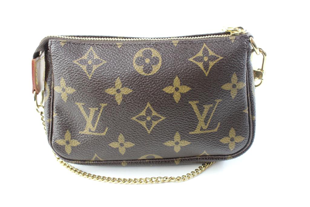 Louis Vuitton Designer Mini Pochette - Doublechecked By Entrupy ...