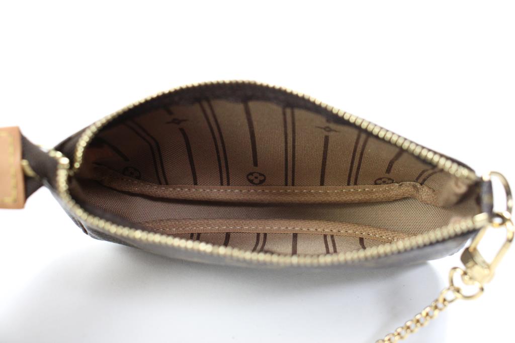 Louis Vuitton Designer Mini Pochette - Doublechecked By Entrupy ...