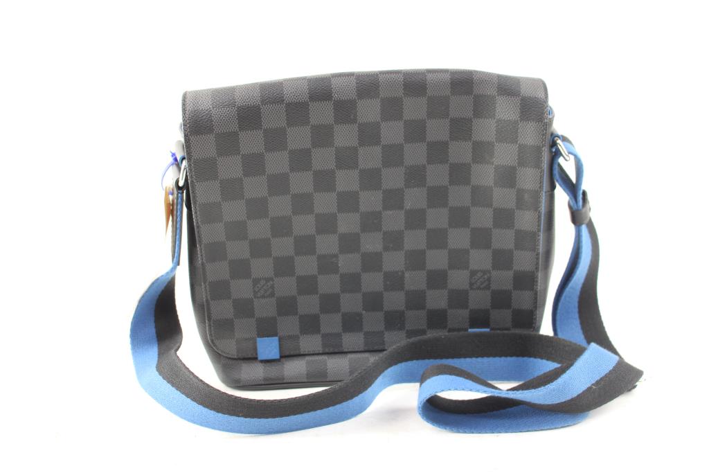 Louis Vuitton District PM Crossbody Bag - Doublechecked By Entrupy ...