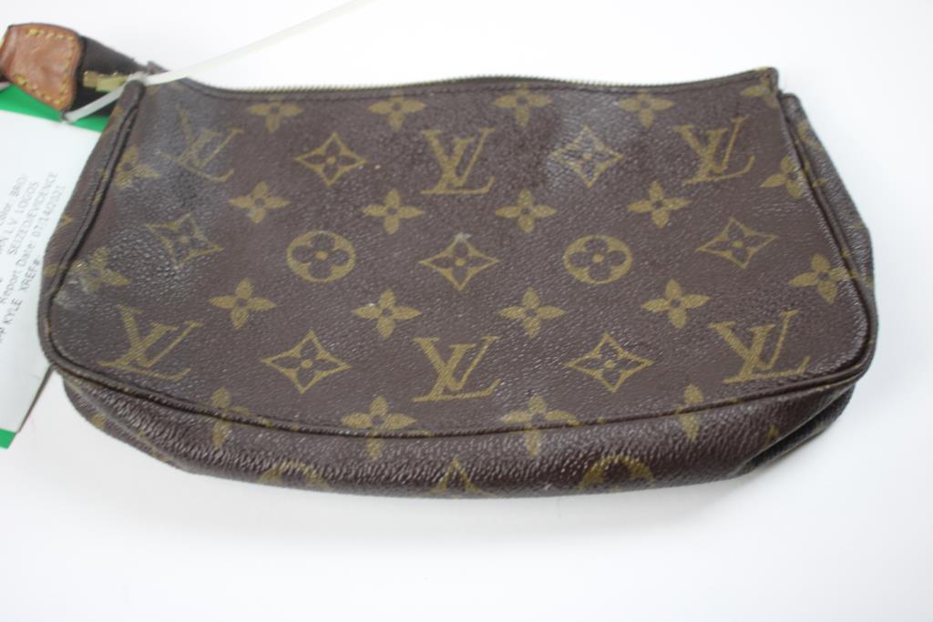 Louis Vuitton L.V. Logos Clutch - Doublechecked By Entrupy | Property Room