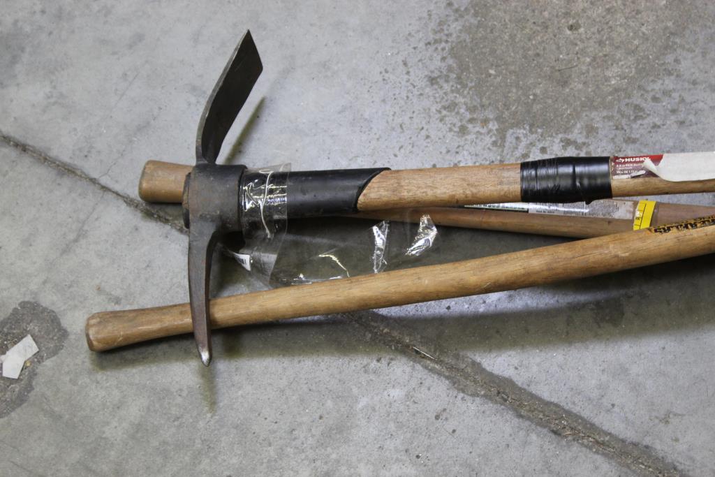 Ludell, Husky And More Pick Mattocks, 3 Pieces | Property Room