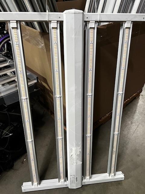 Luxx 868 LED Pro XR Grow Light | Property Room