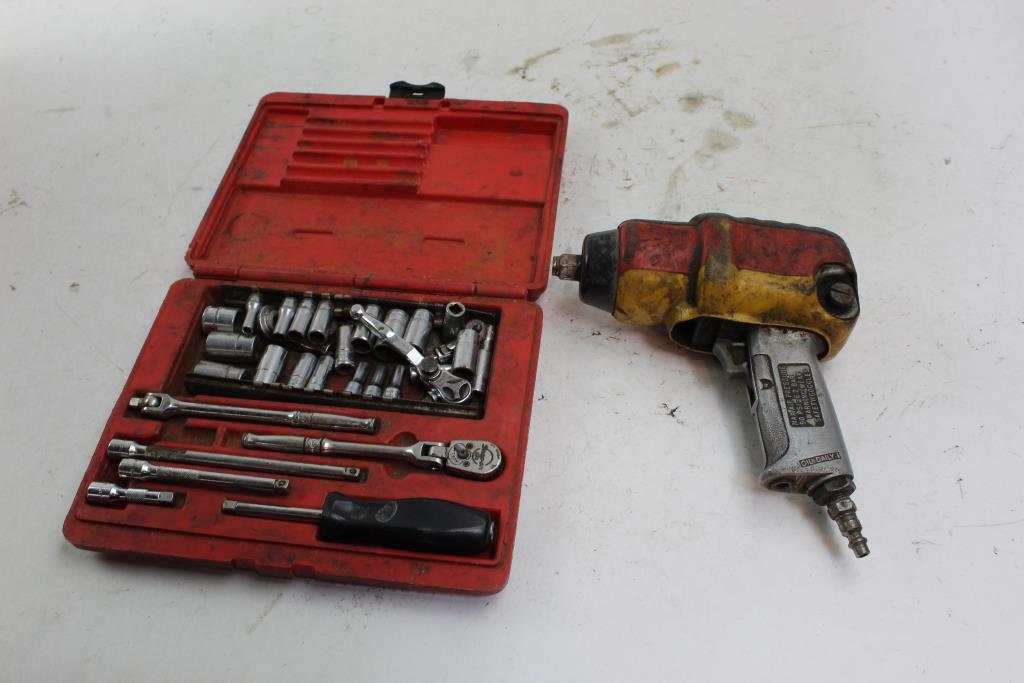 Mac Tools AW434 Air Wrench, Snap On Socket Set | Property Room