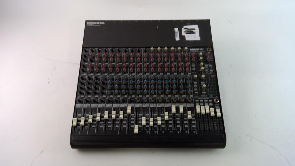 Mackie 16-CHannel Mic/Line Mixer | Property Room