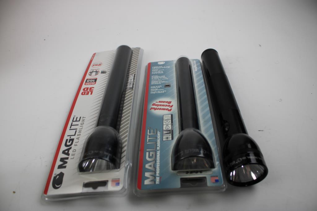 MAG-LITE Flashlights, 3 Pieces | Property Room