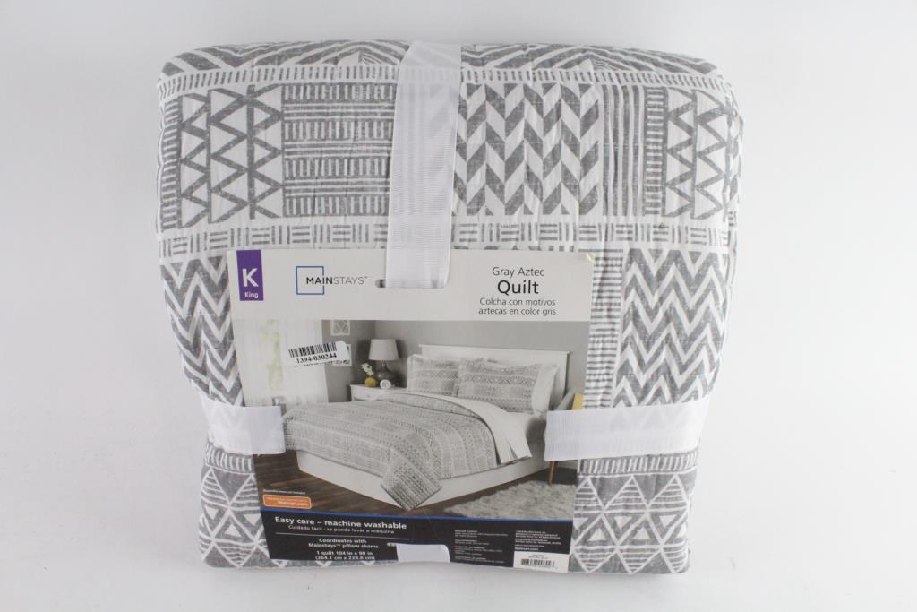Mainstays King Size Quilt | Property Room