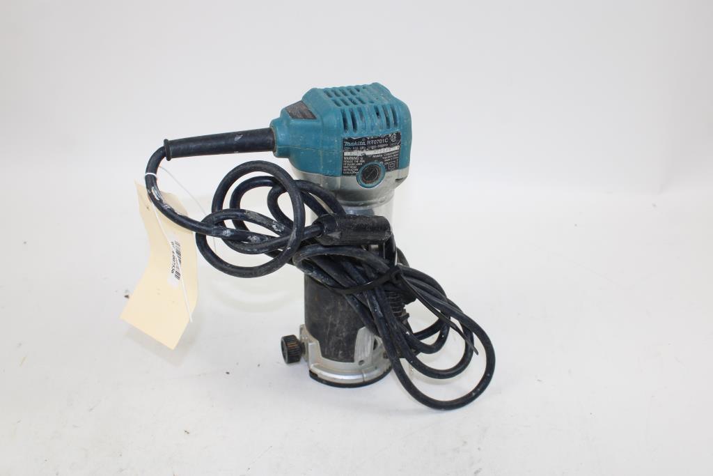 Makita Corded Compact Router RT0701C | Property Room