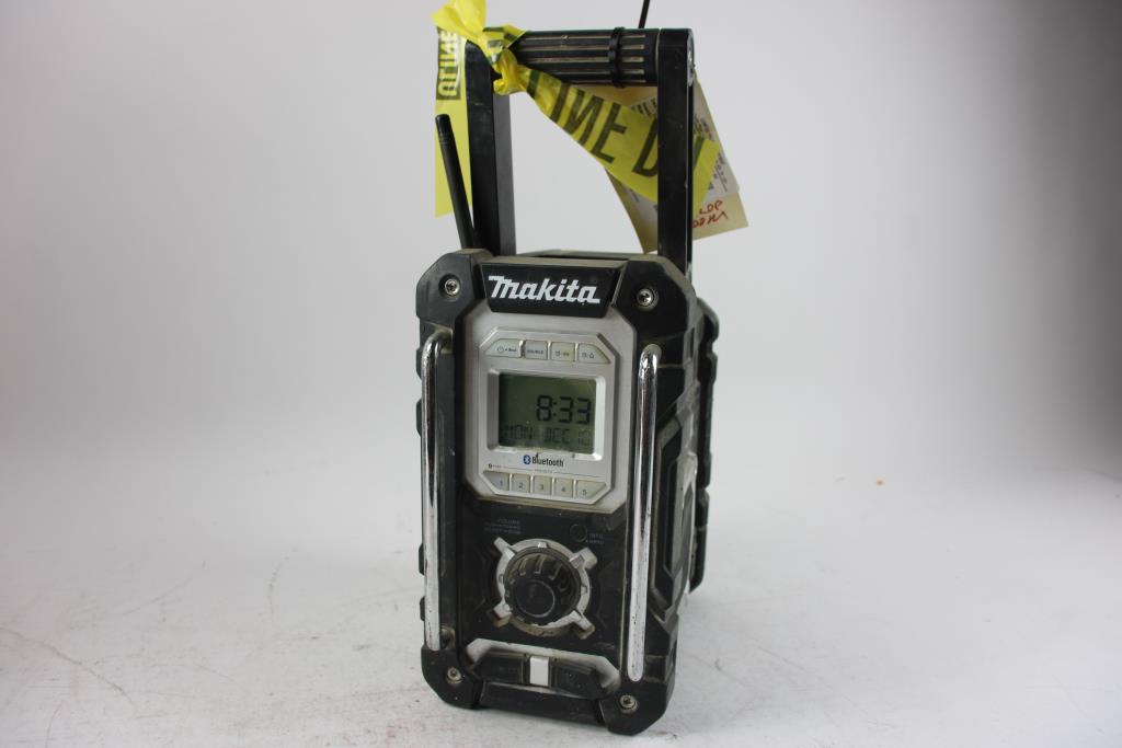 Makita Worksite Speaker, XRM06 | Property Room