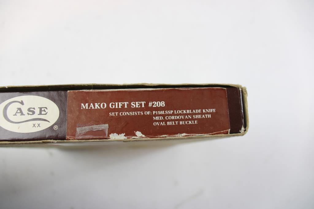 Mako Lockblade Set | Property Room