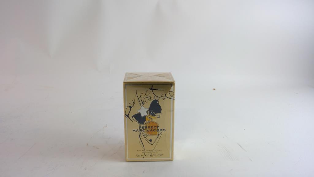 Marc Jacobs Perfect Fragrance Spray | Property Room