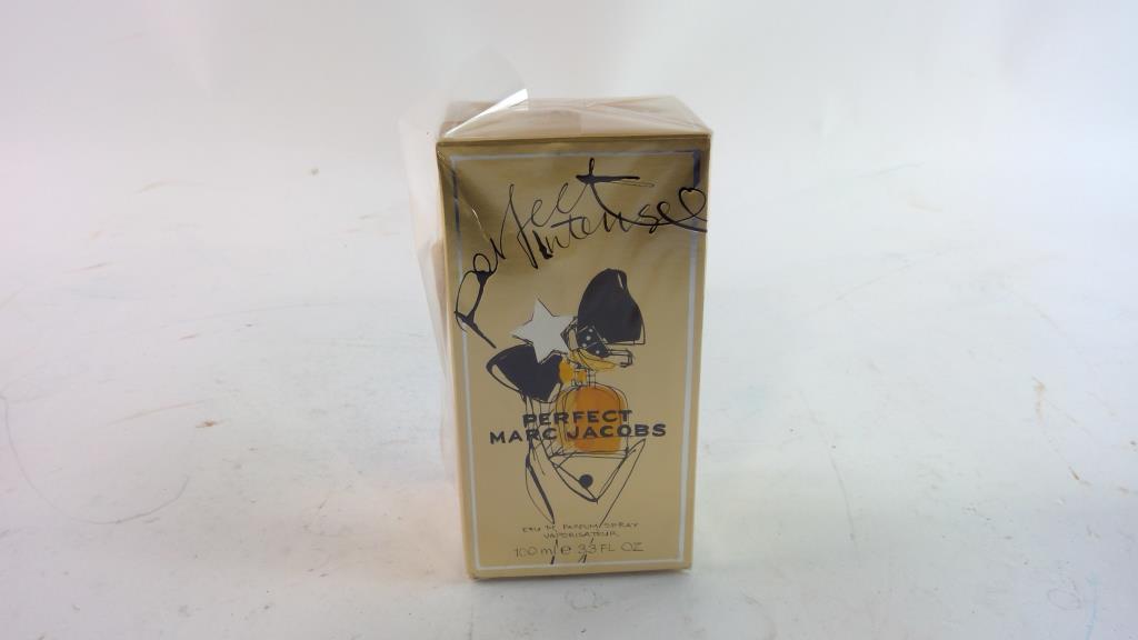 Marc Jacobs Perfect Fragrance Spray | Property Room
