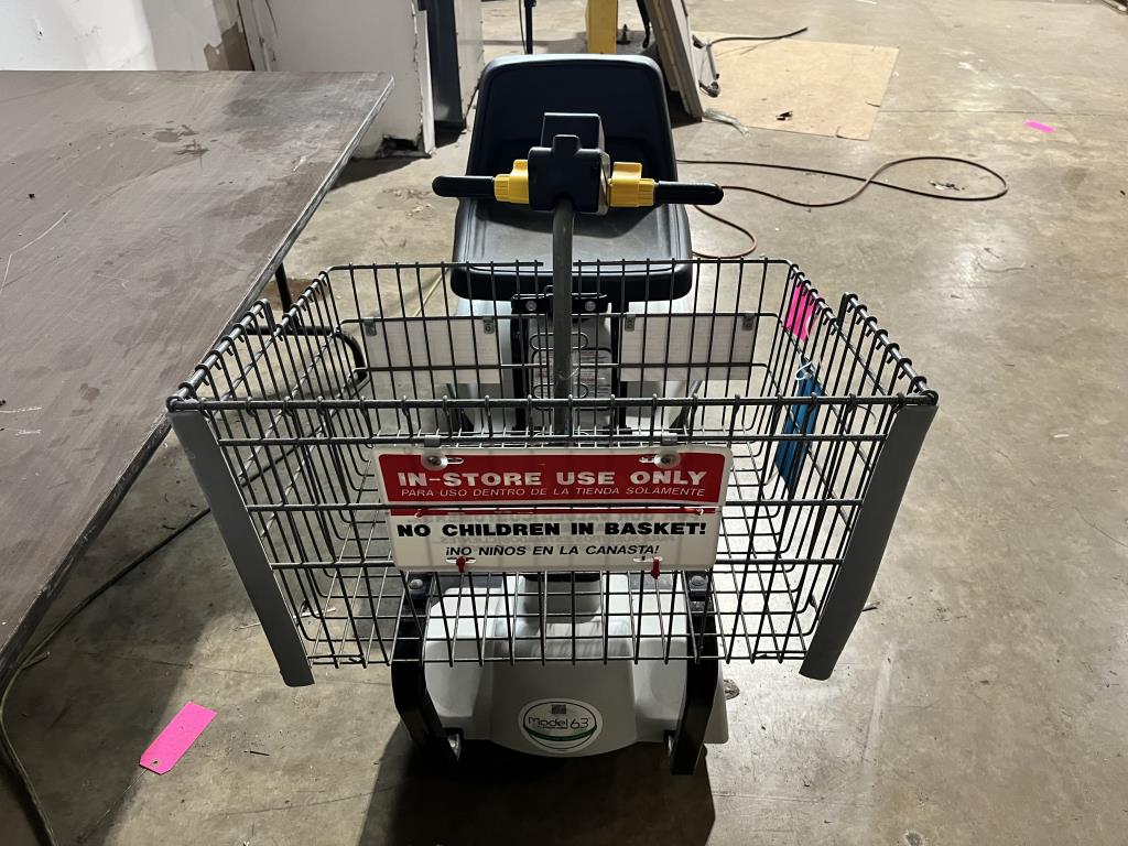 Mart Cart Shopping Cart | Property Room