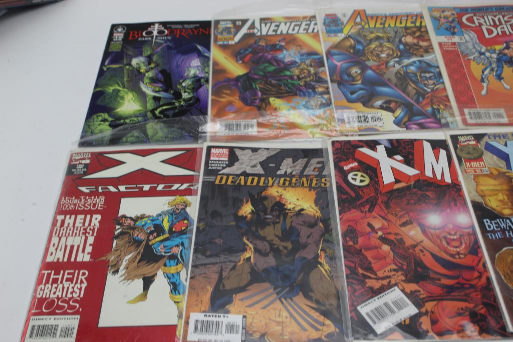 Marvel And Echo Worldwide Comic Books, 10 Pieces | Property Room