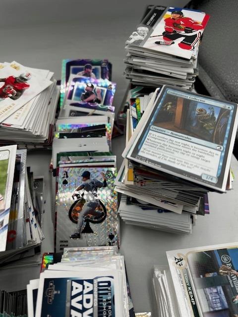 Massive Trading Card Lot - Baseball And Hockey | Property Room