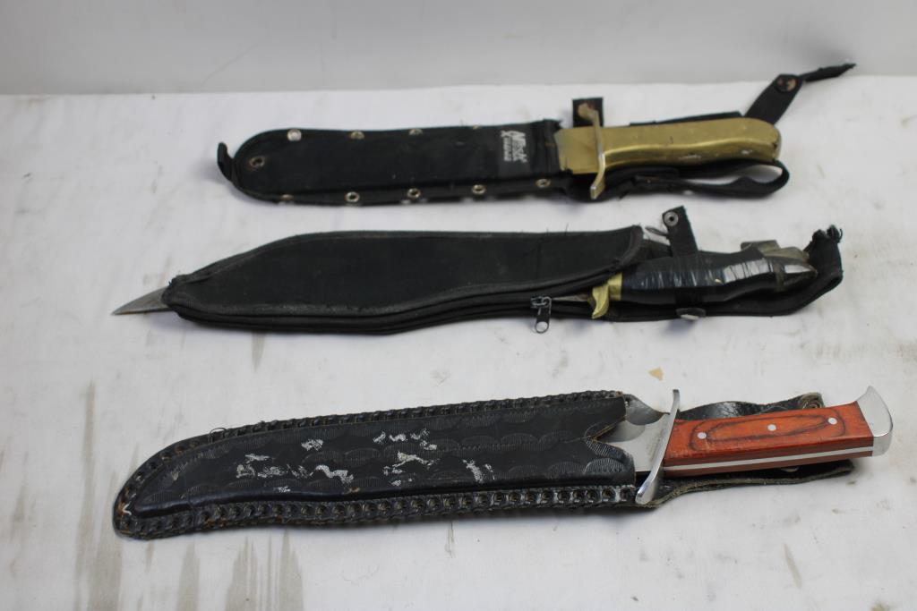 Master USA And Other Knives, 3 Pieces | Property Room