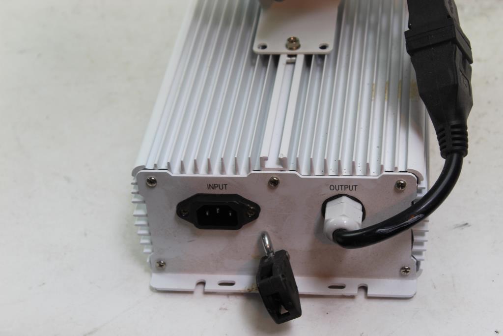 Master Works 1000 Watts-PDE Ballast And Hood Combo | Property Room