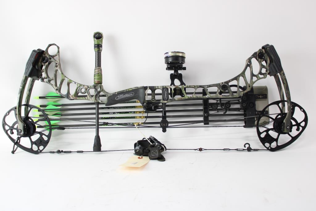 Mathews Vertix Bow With Arrows | Property Room