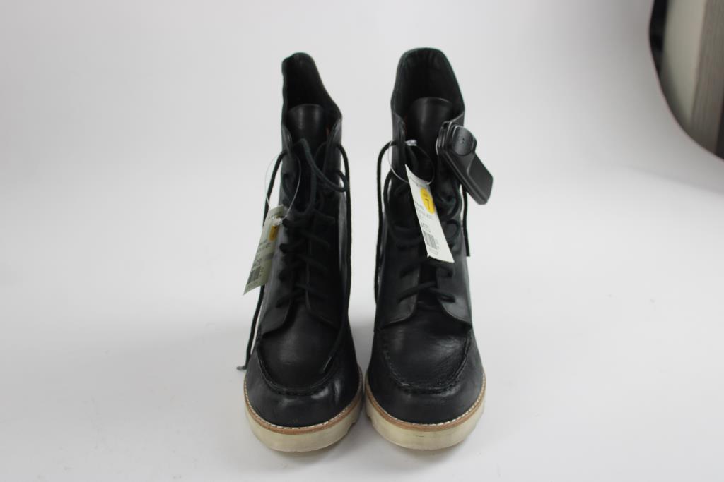 Matiko Womens Boots | Property Room