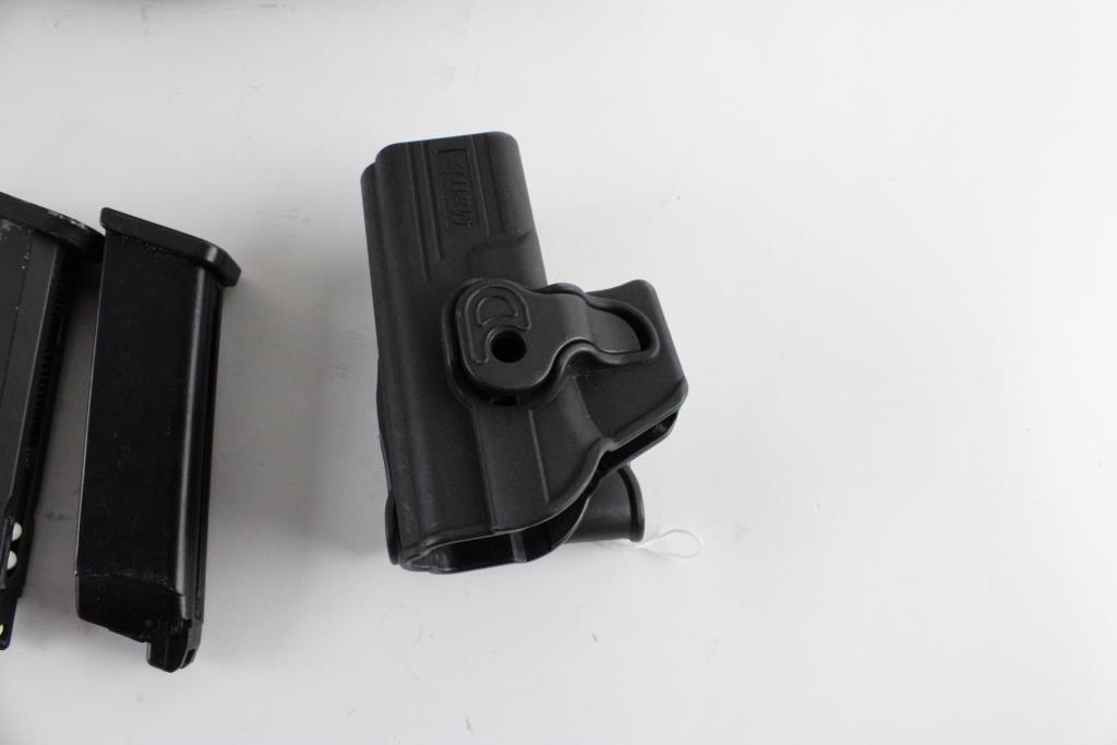 Matrix Holster And More, 9 Pieces | Property Room