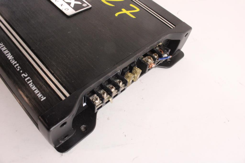 Matrix Mobile Sounds Car Amp | Property Room