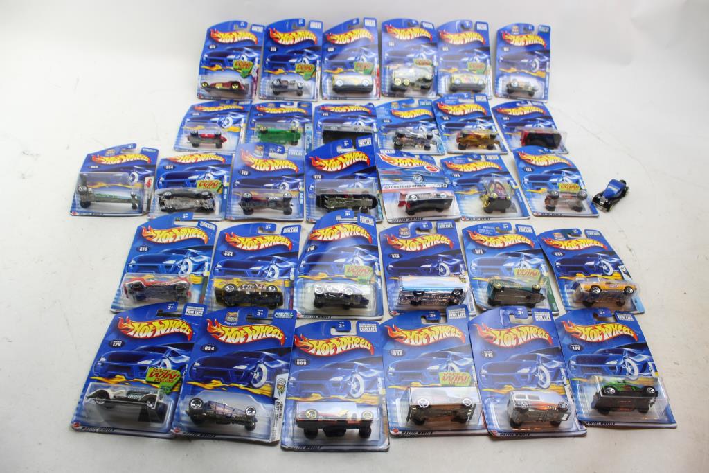 Mattel Hot Wheels Die Cast Metal Cars: 30+ Items | Property Room