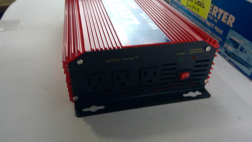 Maxx SST 1000 Watt Power Inverterr | Property Room