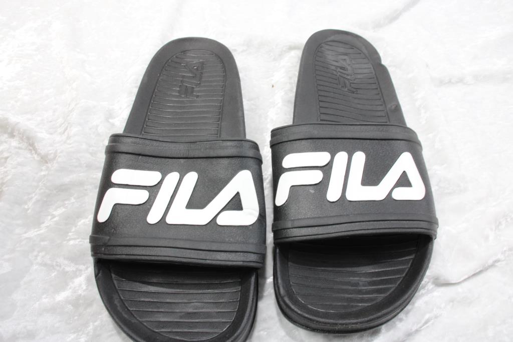 Mens Fila Slides | Property Room