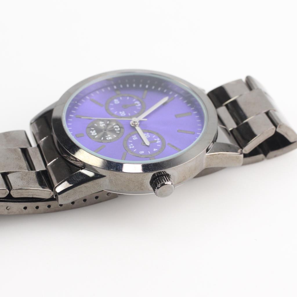 Mens Purple Dial Chronograph Watch | Property Room