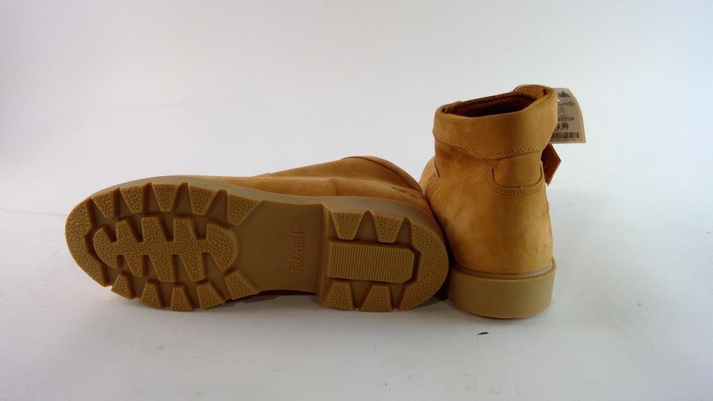 Mens Timberland Waterproof Boots, Size 12 | Property Room